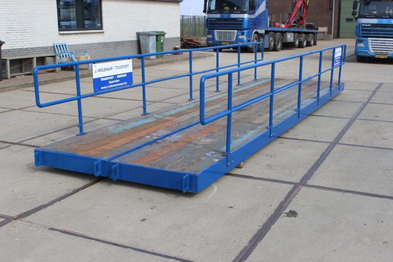 Loopbrug - J-Molenaar Transport